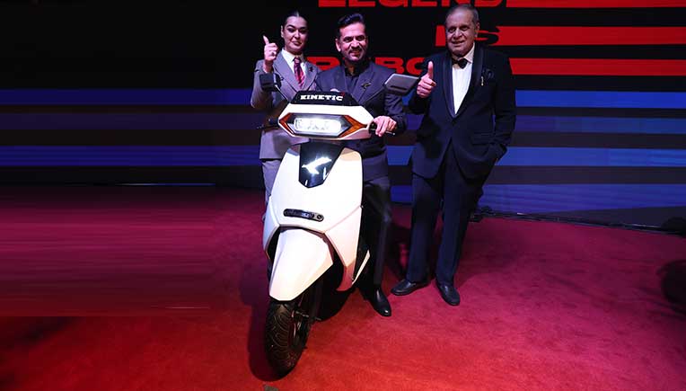 All new Kinetic DX electric scooter launched at Rs 1.11 lakh onward