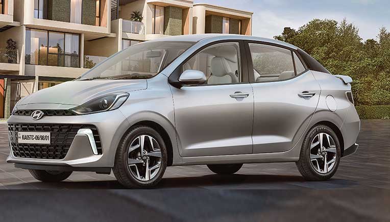 Hyundai Motor India expands Aura Line up with AMT transmission